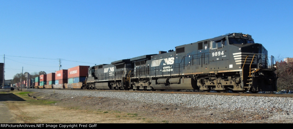 NS 9894 Eastbound